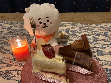 Bts 커뮤니티 포스트 To Jin 석진아‼️ 생일 축하해‼️ 감기 걸리지 말아요‼️ 다치지 말아요‼️ 목욕하세요‼️