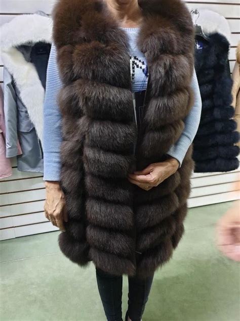 Розкішний жилет з хутра песця — ціна 4500 грн у каталозі Жилетки Купити жіночі речі за доступною