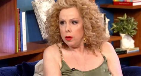 Στούντιο 4 Ισμήνη Καλέση «Όταν με έλεγαν Sex Symbol γέλαγα Dnews