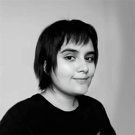 Pía Pia Fueradecontexto • Threads Say More