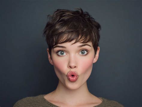 How To Pick A Cute Hair Style For Short Hair Without Regret