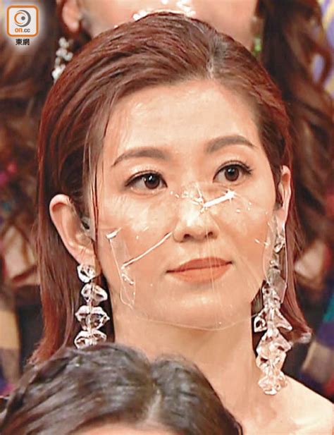 陳自瑤拒合照速閃 被封真視后 東方日報