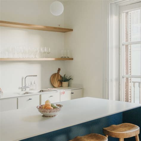 Modern Minimalist Tiny Kitchen