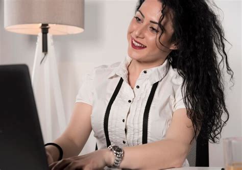Premium Photo Shot Of An Attractive Businesswoman Working On Laptop In Her Workstation