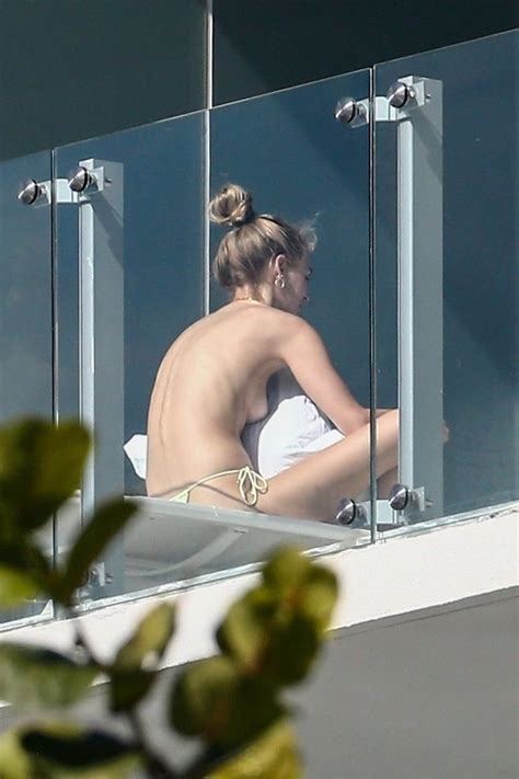 Roosmarijn De Kok Topless Sunbathing On Her Balcony Photos The