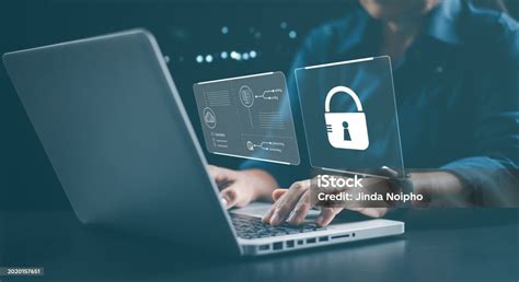 사이버 보안 네트워크 사이버 보안 개념 글로벌 네트워크 보안 기술 사업가는 개인 정보를 보호합니다 기술 네트워킹 클라우드 컴퓨팅 데이터 관리 사이버 보안 데이터에 대한 스톡