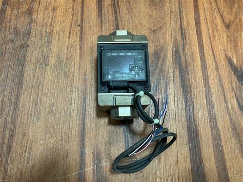 Yahoo オークション 2 Keyence 電磁式流量センサ Fd M50at 電磁非接