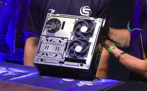 Intel Showcases Nuc Extreme Console H S News