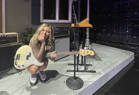 Mi Graduate Spotlight Bassist And Songwriter Moa Munoz Musicians