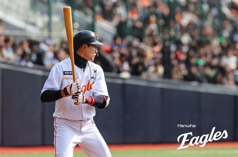 한화 시범경기 첫 승만큼 기쁜 ‘깨어난 심우준 폰세 위력 확인 초점