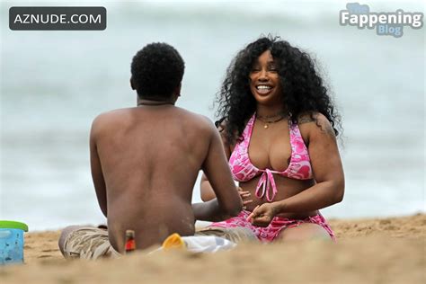 Solana Imani Rowe Sexy Shows Off Her Beautiful Body Wearing A Hot Pink Bikini At The Beach In