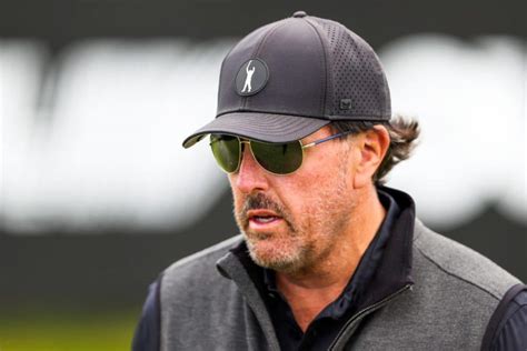 Phil Mickelson And Bubba Watson Offer Solution To Major LIV Golf
