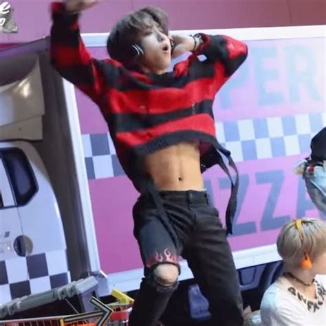 한 ʢ´• ᴥ •`ʡ On Instagram Han Jisungs Super Board 👀 ¨· ·¨ `· ʢ´• ᴥ • `ʡ ꜰᴏʟʟᴏᴡ