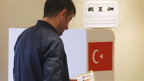 رای گیری در دور دوم انتخابات ریاست جمهوری ترکیه آغاز شد 28052023