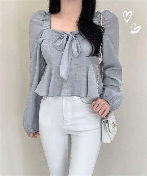 데이트소개팅룩🎀 소길 끈 퍼프 긴팔 블라우스 리본퍼프프릴플레어스퀘어넥긴팔크롭블라우스봄하객룩데이트룩소개팅룩여친룩개강룩출근룩 에이블리