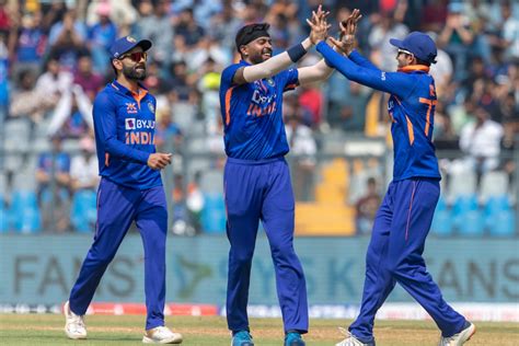 Ind Vs Aus Nd Odi Dream Team Prediction Fantasy Hints Captain Vice Captain Probable Xis