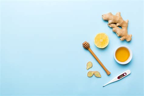 자연 감기와 독감 홈 구제 면역 자극 및 바이러스 보호를위한 천연 성분 상단 뷰 플랫 레이 0명에 대한 스톡 사진 및 기타 이미지 Istock