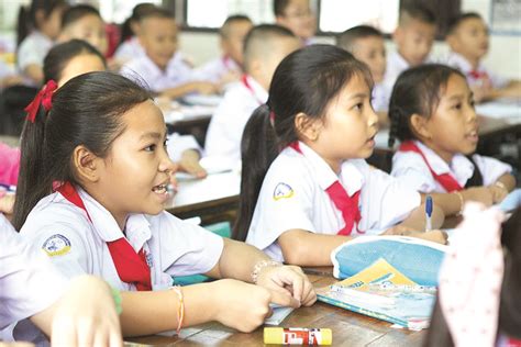 ကျောင်းနေအရွယ်ကလေးများကို ကိုဗစ် ၁၉ ကာကွယ်ဆေးထိုးပေးရန် လာအိုကျန