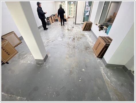 바닥 시공으로 세라믹타일 자재는 어떨까가격