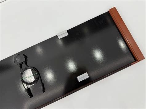 Bipv Solar Power Roof Shingles Optimum Operation Voltage 9 62v For Construction