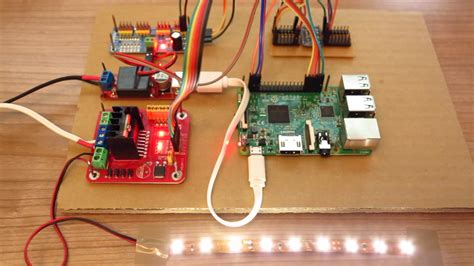 Raspberry Pi Led Dimmer Mit Dem Pca9685 Servo Kontroller Roboter Planen Bauen Programmieren