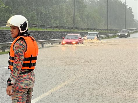 Hep Uum 𝐋𝐀𝐋𝐔𝐀𝐍 𝐊𝐄 𝐔𝐔𝐌 𝐃𝐈𝐍𝐀𝐈𝐊𝐈 𝐀𝐈𝐑 Berikutan Kejadian Facebook