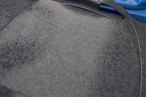 영국 회색 플라스틱 폐기물 재활용 뚜껑 정원 저장 영역에서 종이 카드 및 판지를 재활용하는 바퀴 달린 쓰레기통 0명에 대한 스톡 사진 및 기타 이미지 Istock