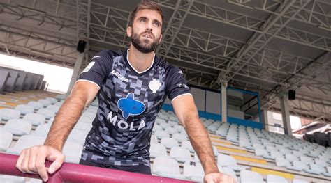 Como 1907 2021 22 Third Kit