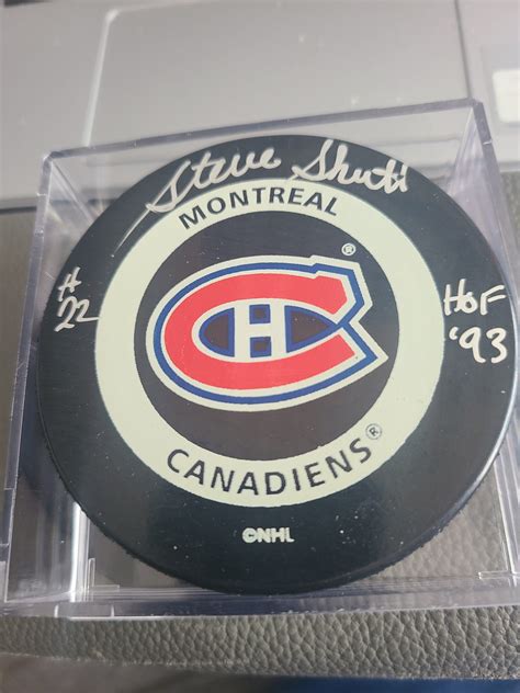 Gump Worsley Autographed Montreal Canadiens Les Canadiens Puck Jr