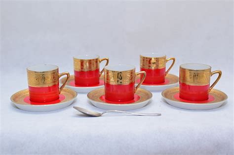 흰색 배경에 고립 된 우아하고 전통적인 뜨거운 음료 컵의 모의 업 디자인 세트 0명에 대한 스톡 사진 및 기타 이미지 0명 개체 그룹 건강한 생활방식 Istock