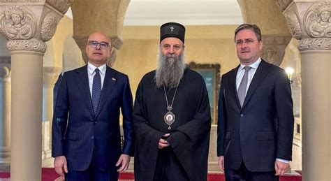 Патријарх Порфирије разговарао са премијером Вучевићем Његова Светост… Храм телевизија 21