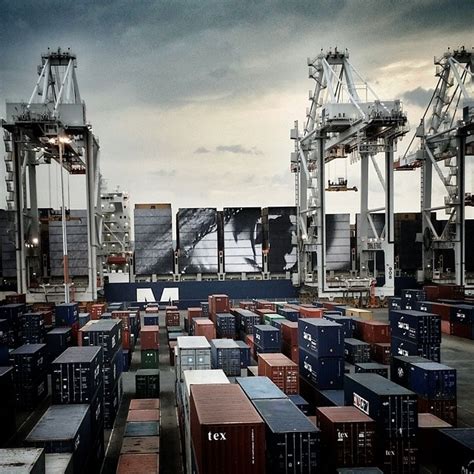 Jr “women Are Heroes” Container Ship « Arrested Motion