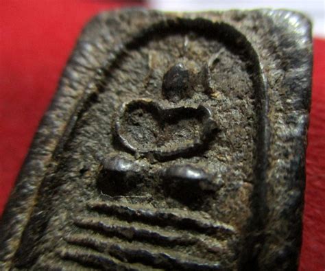 ภควัต พระบ้าน พระสมเด็จ 9 ชั้นเข่าตุ่ม เนื้อผงยาฯ หลวงปู่บุญ วัดกลางบางแก้ว