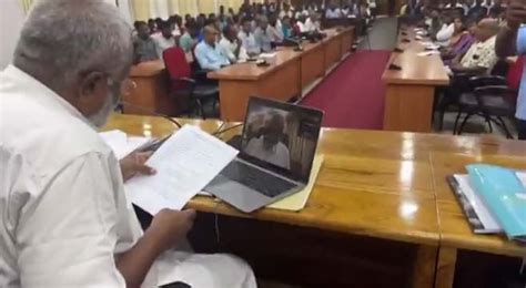 ஆங்கிலத்தில் தயாரிக்கப்பட்ட புதிய சட்டவரைபு தற்போது தமிழிலும் சிங்களத்திலும்