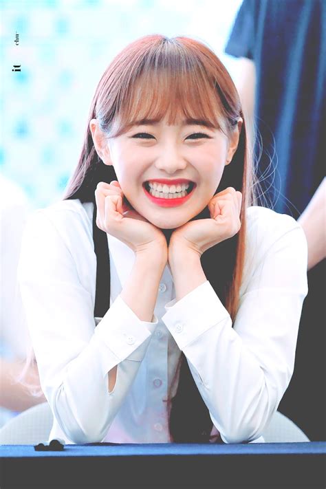 Loona S Chuu Is Working On Creating The Next Viral Hand Heart Koreaboo