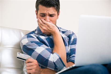 Credit Card Fraud Vs Identity Theft Whats The Difference