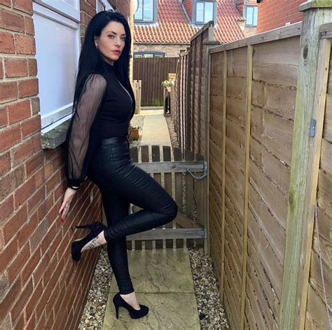 Girls In High Heels On Twitter