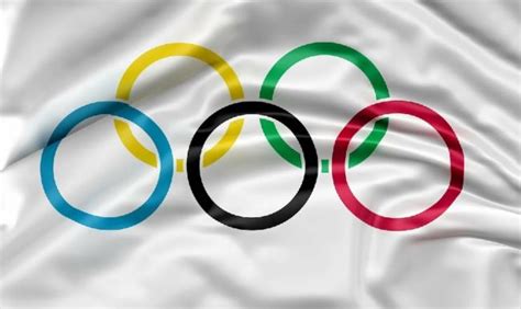 На открытии Игр в Париже Олимпийский флаг подняли вверх ногами — Eadaily 27 июля 2024