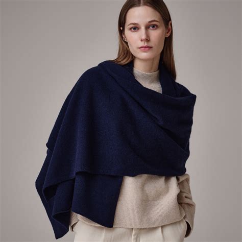 캐시미어100 머플러 22 네이비 238000원 아몬즈 주얼리