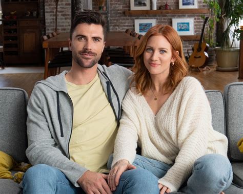 Pitch Perfect Star Brittany Snow And Husband Tyler Stanaland Split