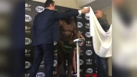 Get Naked To Win ThisVid