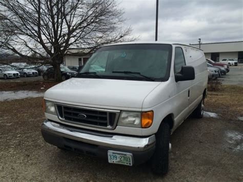 2004 Ford E250 Work Van