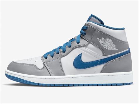 나이키 에어 조던 1 미드 트루 블루 오피셜 이미지 공개 슈프라이즈 컬처