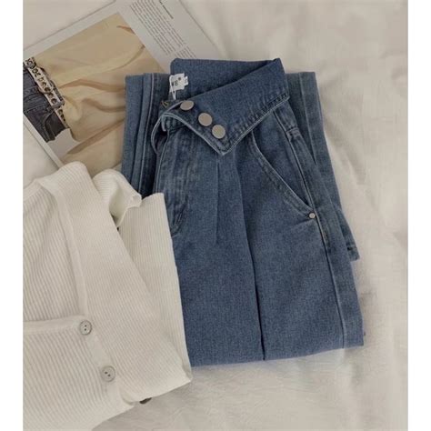 พร้อมส่งงานป้าย Wg We กางเกงยีนส์ ขายาว เอวสูง ทรงกระบอกใหญ่ ดีไซน์ พับขอบเอว เก๋มาก ผ้าดี ทรง