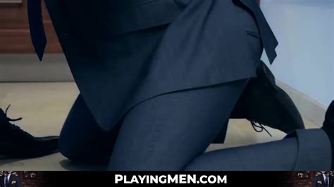 Lift Sex For A Couple Of Financial Specialists In Costly Suits