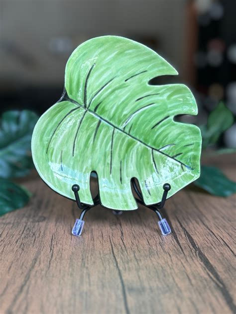 Pottery Glass And Board Art Paradise Pottery And Art Studio