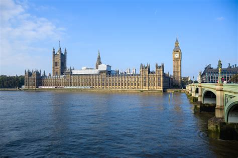 빅 벤 시계탑과 템 즈 강 런던 영국 웨스트 민스터 브리지와 웨스트민스터 궁전 0명에 대한 스톡 사진 및 기타 이미지 0명 강 건축 Istock