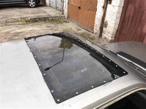 Оргскло у розмірі Монолітний полікарбонат куском Оргстекло под размер 175 грн Вікна двері