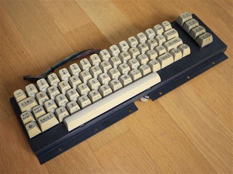 Commodore C64 Keyboard White Keys Gebraucht In Dietwil Für Chf 58 Mit Lieferung Auf Ricardo