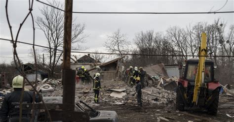 러시아 미사일 공격으로 폐허가 된 우쿠라이나 민가